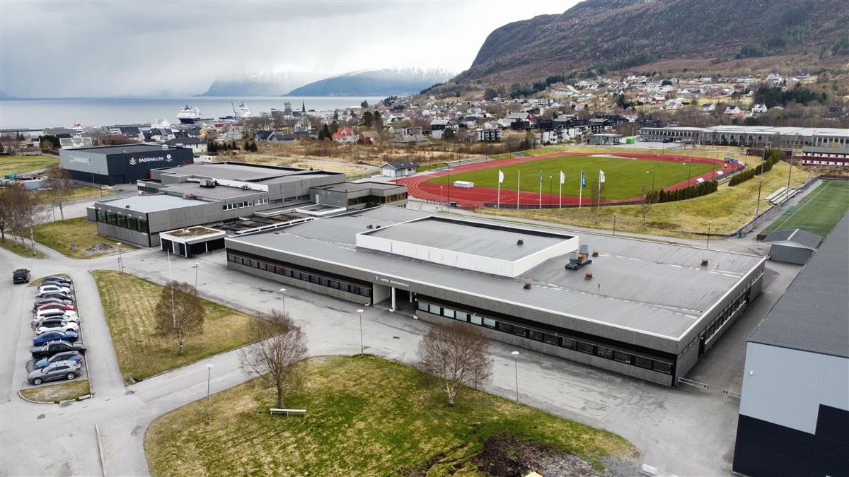 Kva skal Hareid kommune gjere med ungdomsskulen? - Saker til ...